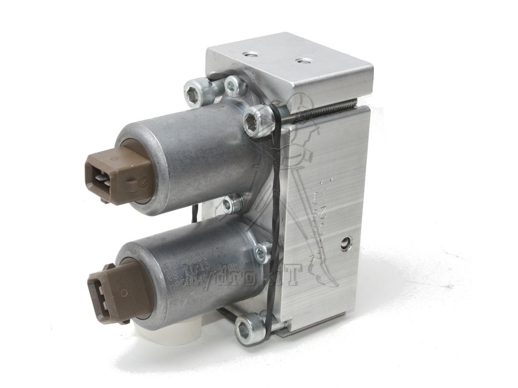 PVHC Danfoss 11112037 PWM 2x2AMP-12V-20BAR-18DEG