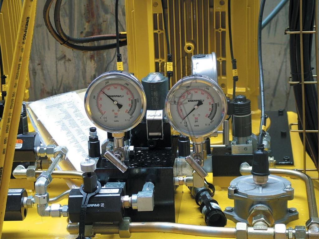 Manomètre 700 bar Enerpac G4039L